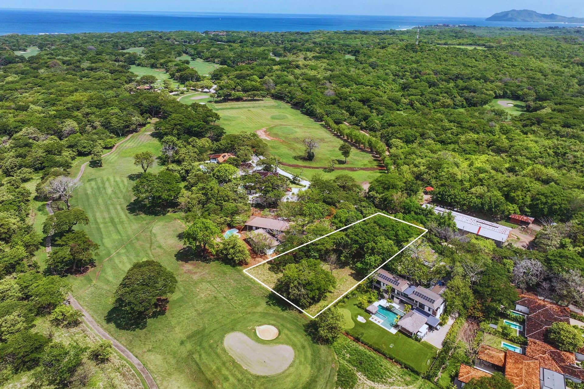 5000m2 Rare Estate Parcel | No HOA | Golf Front - Vida Pinilla